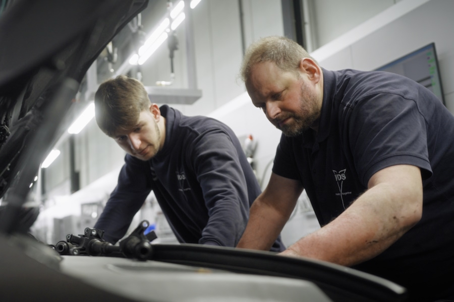 5 x waarom jij bij dit autobedrijf wil werken: 'Goede sfeer en afwisseling'