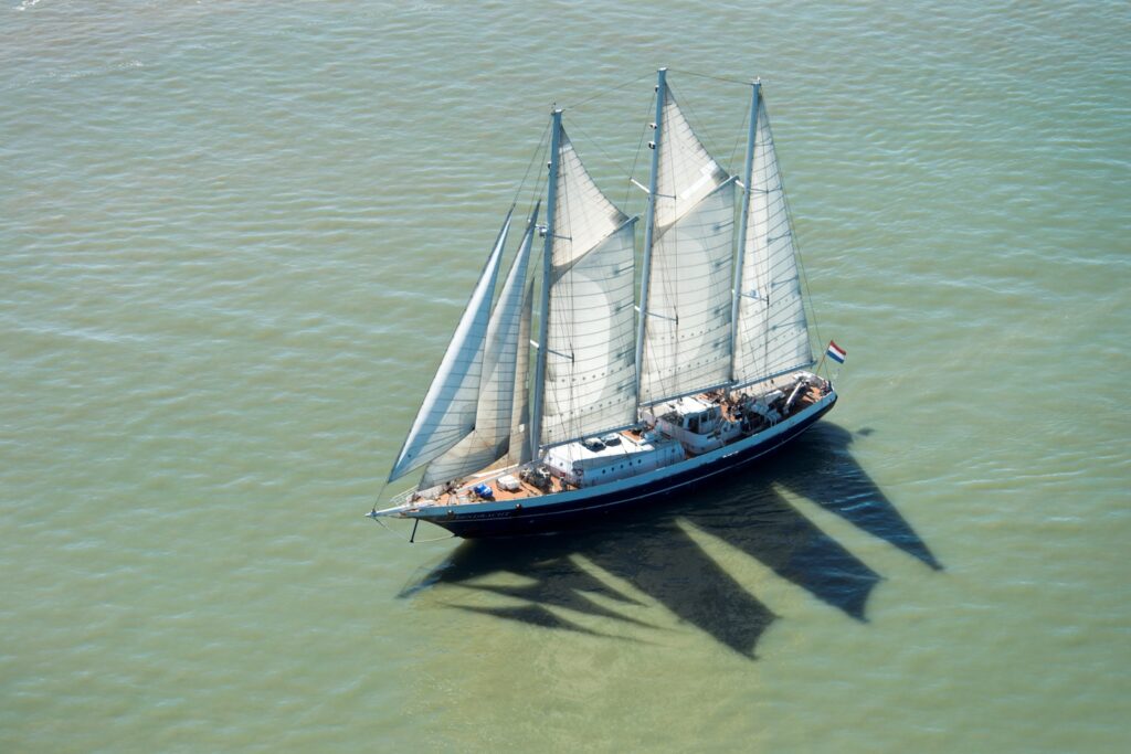 Droombaan gespot! Zeil de hele wereld over als kapitein op dit ...